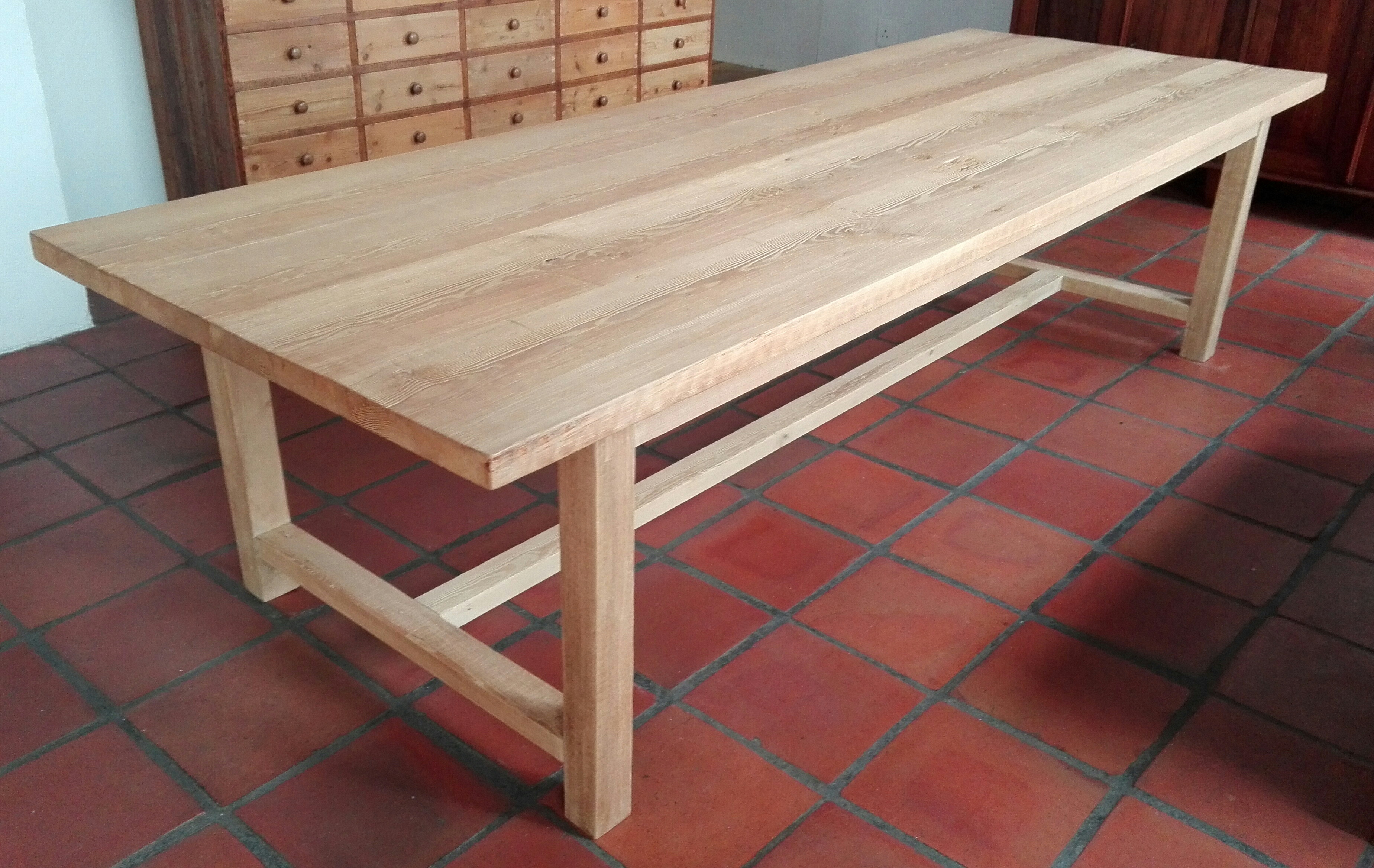 What Is A Stretcher On A Table at Eliza Case blog